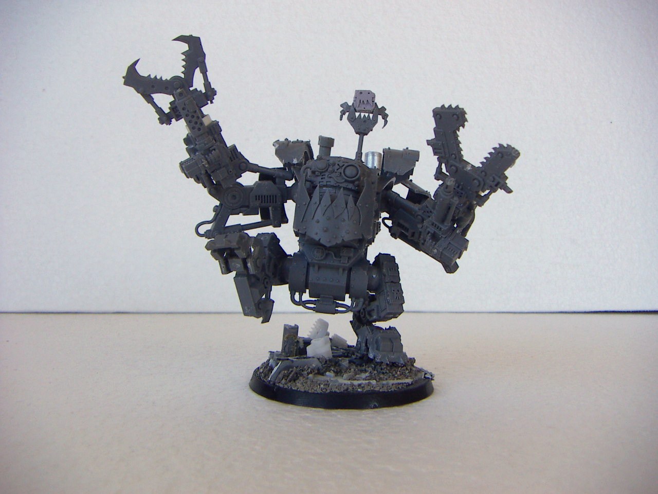 AddictedToStyrene: WH40K - Ork "Deff Dread" Dreadnought