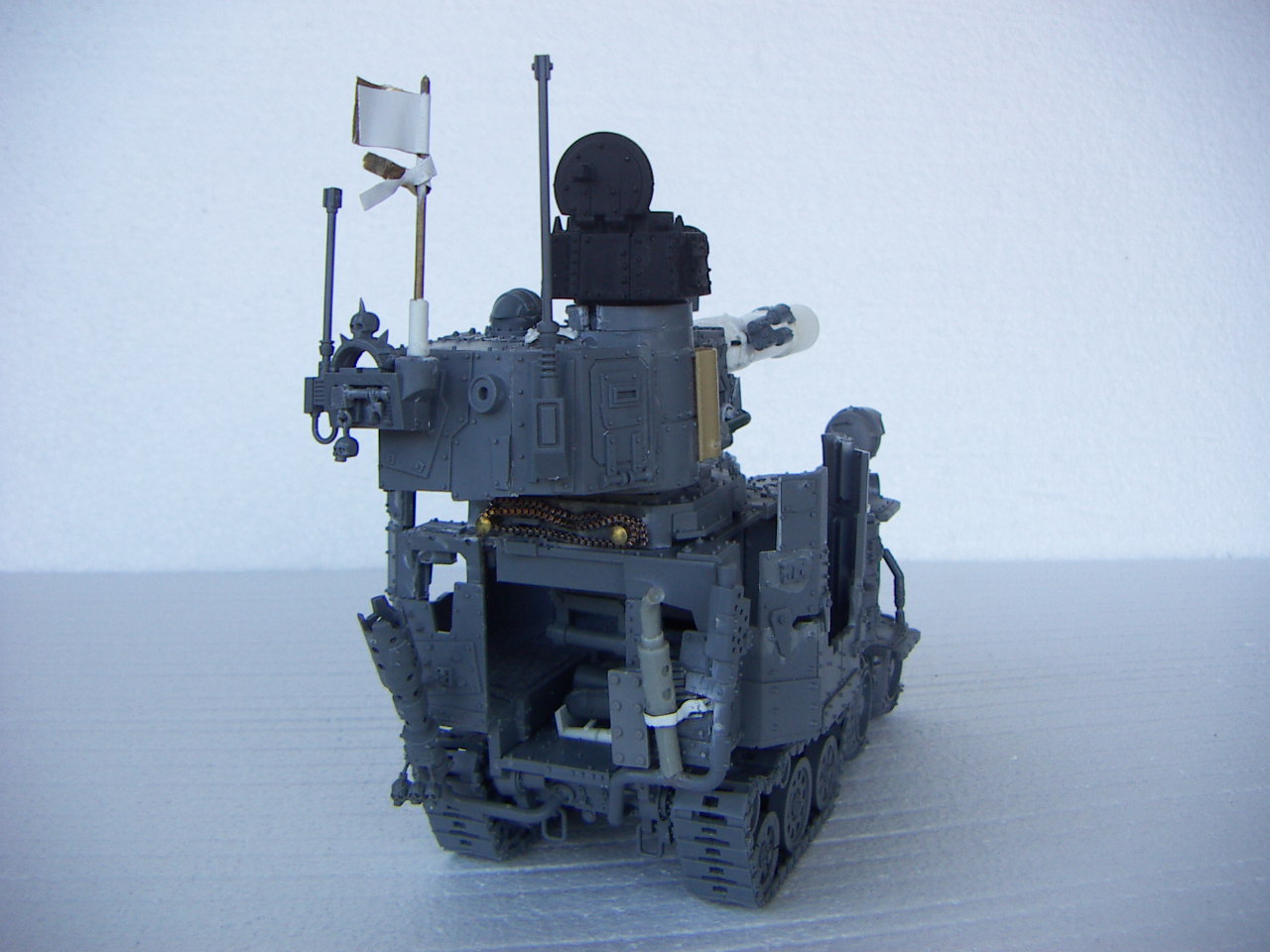 AddictedToStyrene: WH40K - Ork Battlewagon with KillKannon
