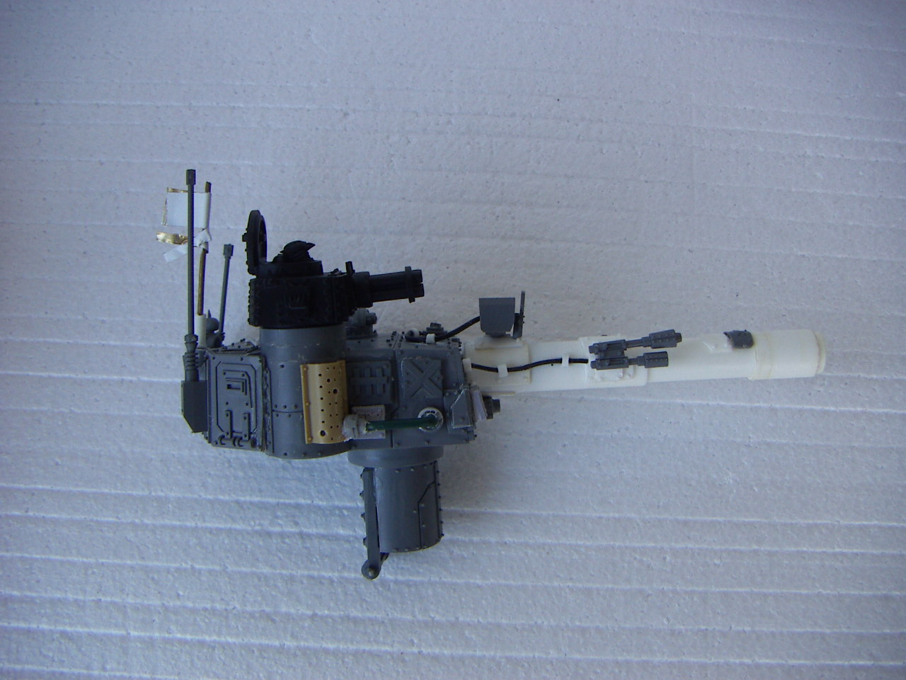 AddictedToStyrene: WH40K - Ork Battlewagon with KillKannon