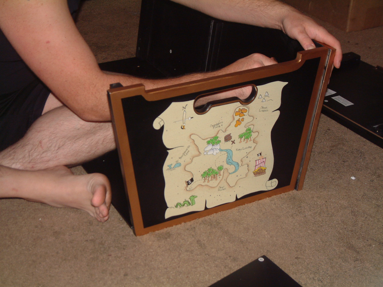 BizziMommi's Blog: Guidecraft Pirate Treasure Chest Toy Box- Review and ...