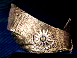 CikguAdies@CikguSejarah: ALAT KEBESARAN DIRAJA - Tengkolok Diraja