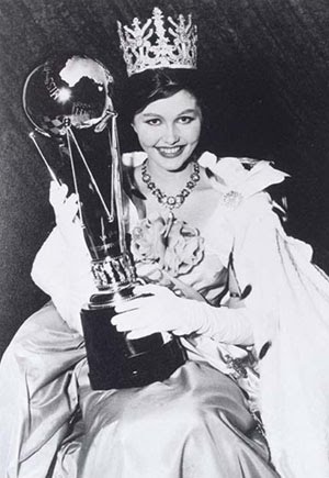 AUSTRALIAN BEAUTIES: 1961 MISS AUSTRALIA