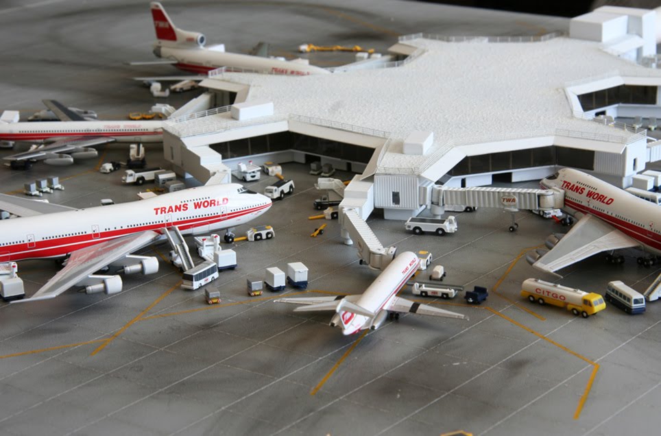 Dioramas: TWA JFK T5 FLIGHTWING
