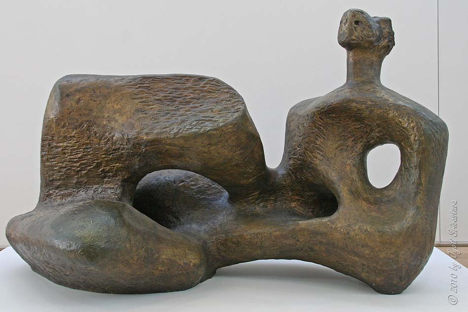 Public Art in Chicago: Henry Moore