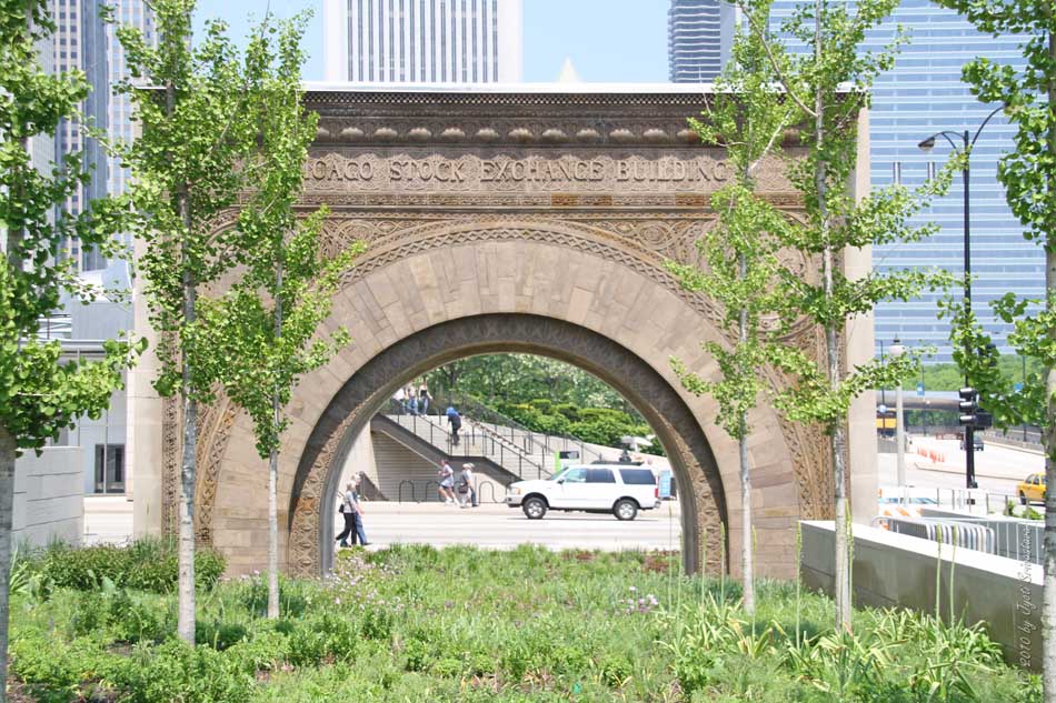 Public Art in Chicago: Public Art at the Art Institute of Chicago