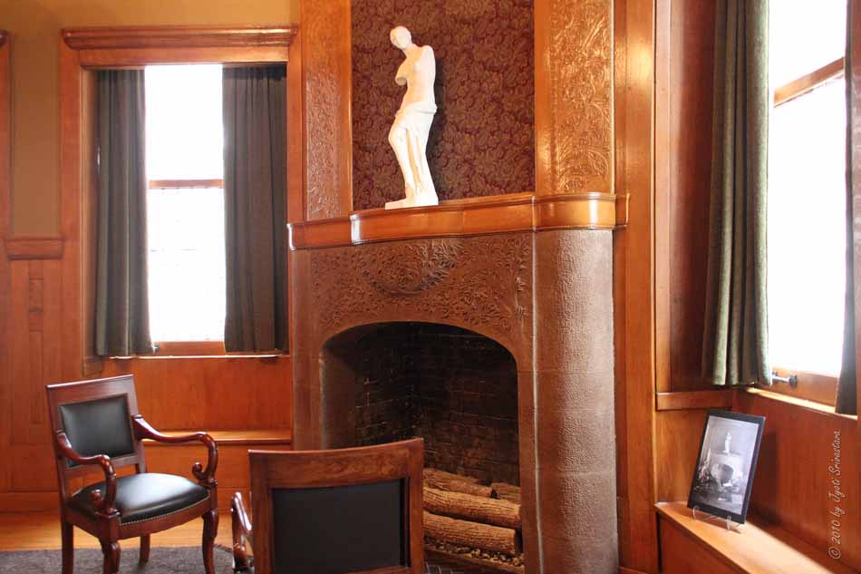 Chicago - Architecture & Cityscape: The Rookery: Preservation Touchstone