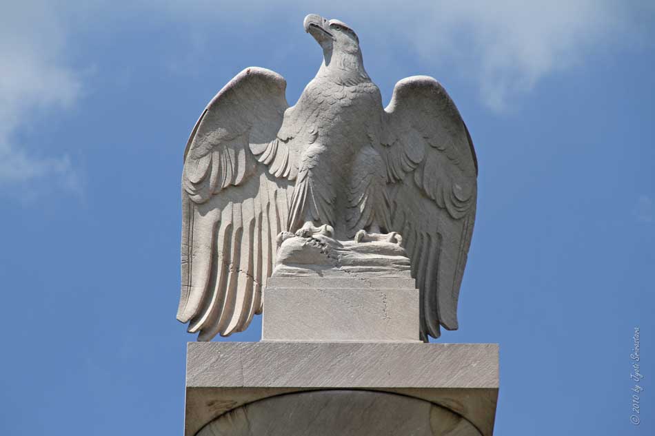 Public Art in Chicago: Illinois Centennial Monument