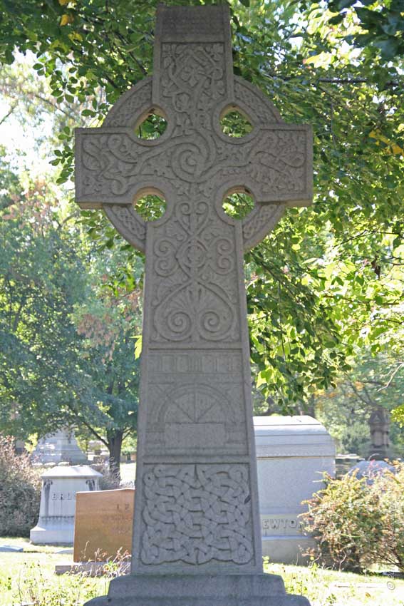 Chicago - Architecture & Cityscape: Graceland Cemetery: Tomb of John W ...