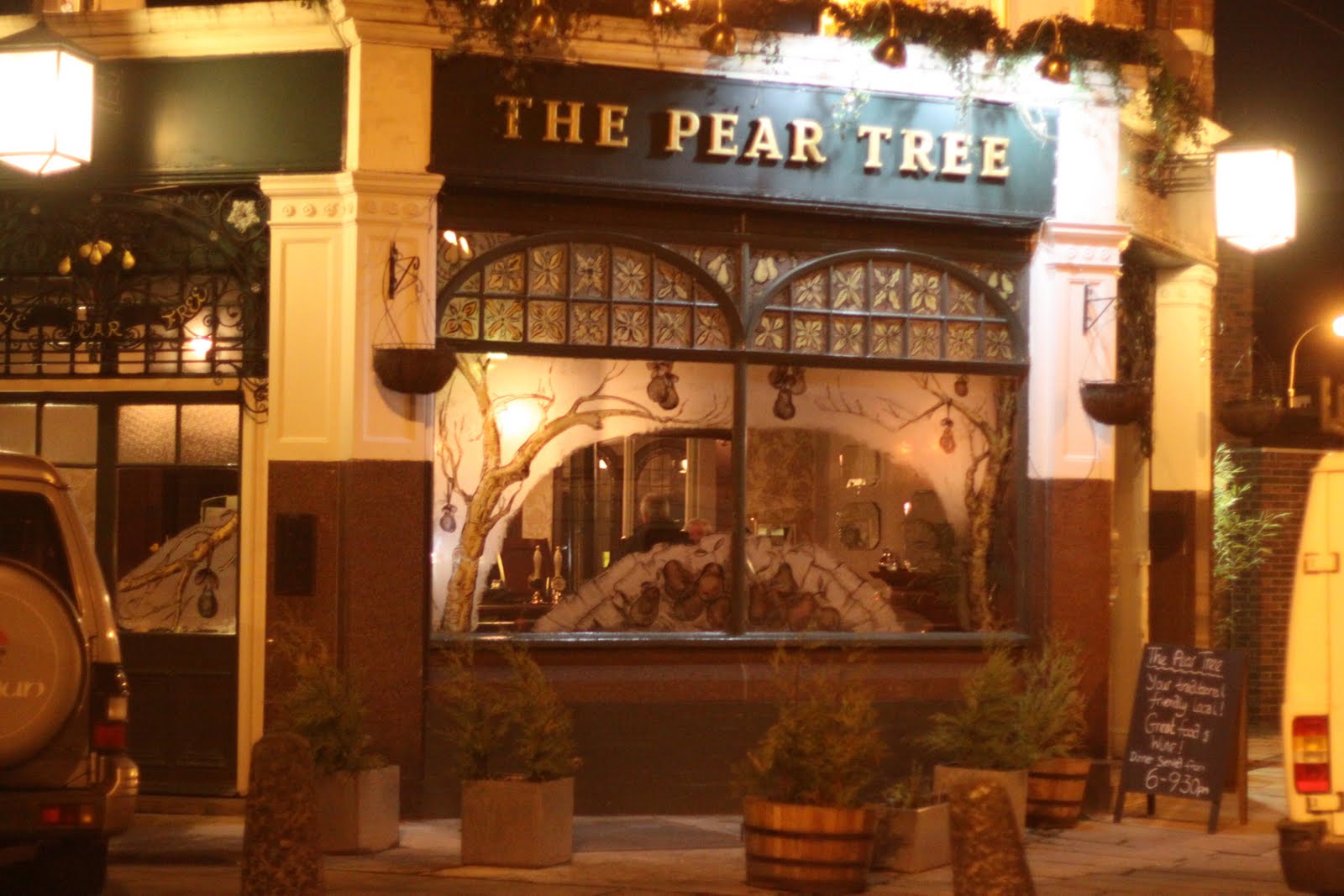 The London Foodie: Mission: Find the Best Burger in London - The Pear Tree