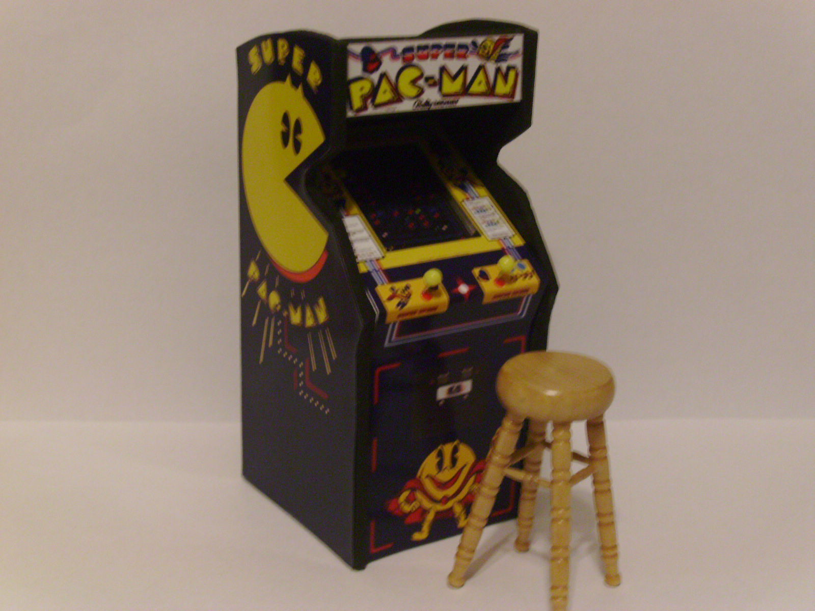 Retro Heart: SUPER PAC-MAN - Custom Scale Arcade Model