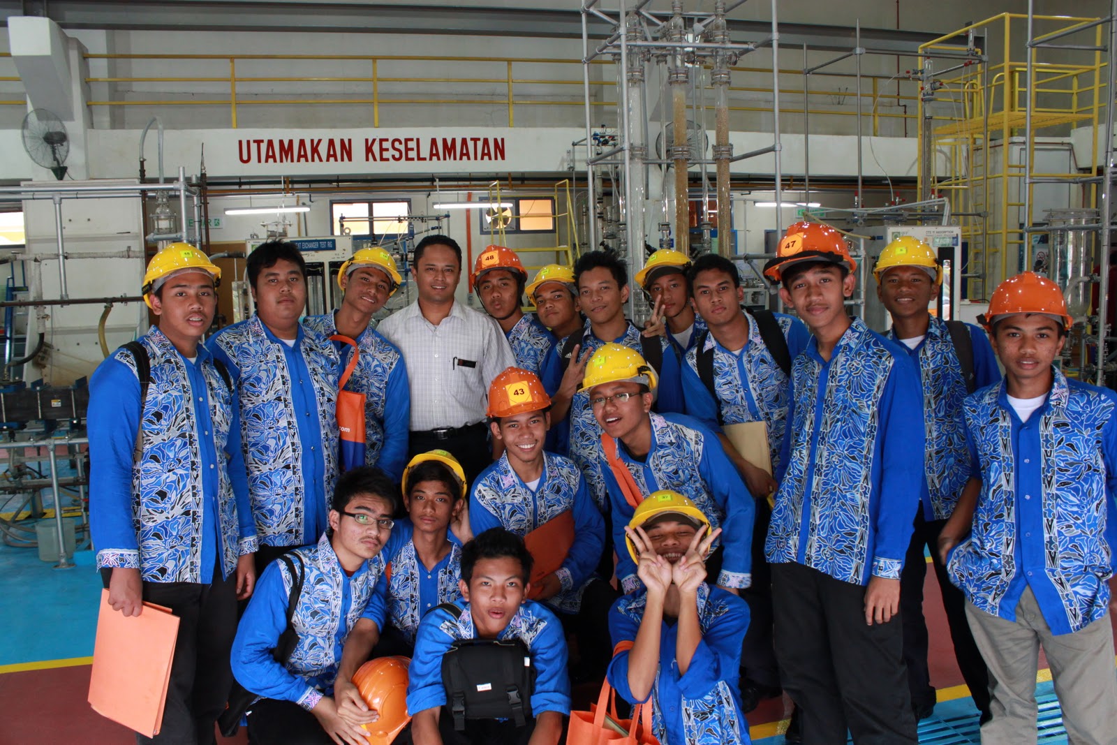 SCHOOL ENRICHMENT MODEL MRSM TRANSKRIA: PROGRAM DI USM