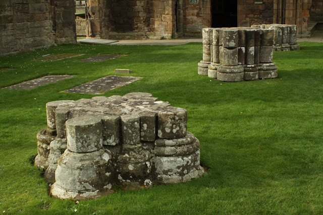 Peach and Thistle: Scotland Trip; Sueno's Stone, Elgin, October 14