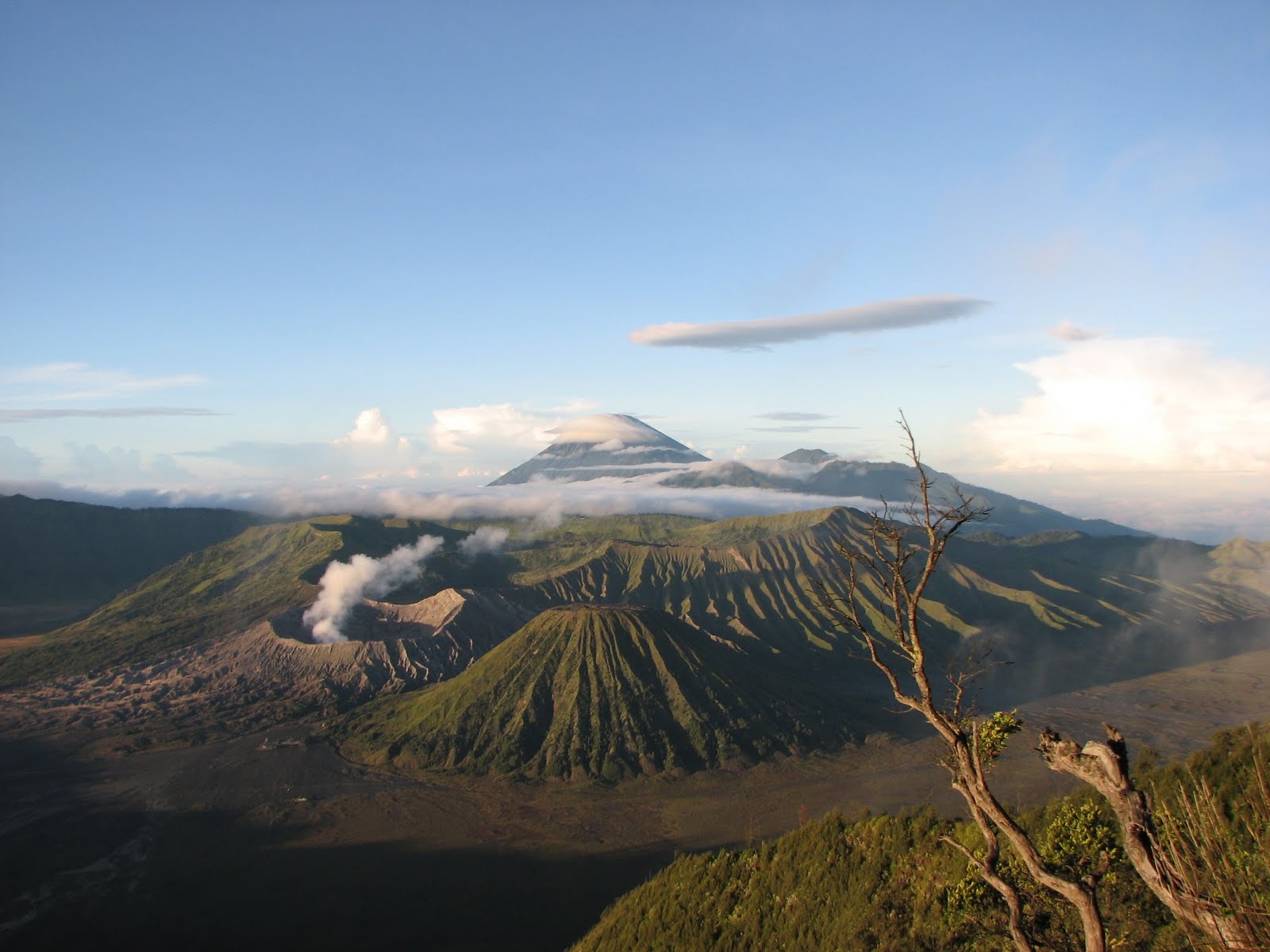 Hilda Basar's: Bromo Indonesia: The 'Why' and the 'How' (26-28 June 2010)