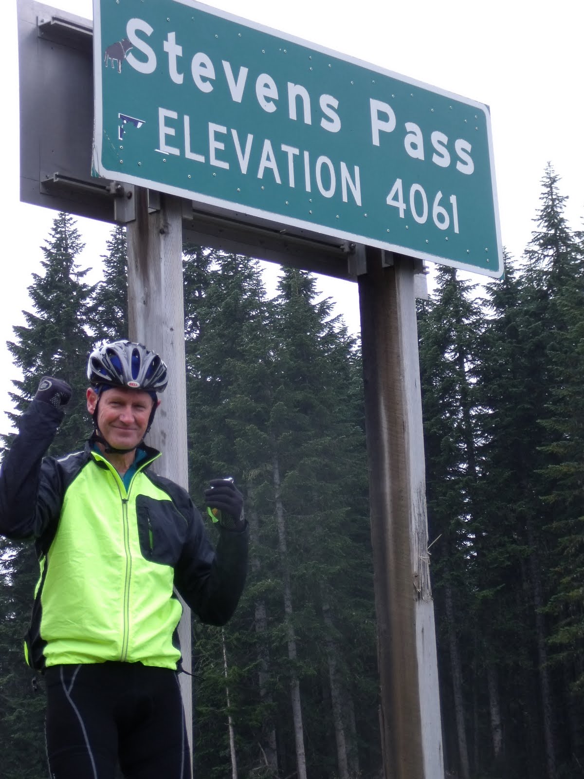 sandytreker C to C 2010: Summit of Stevens Pass