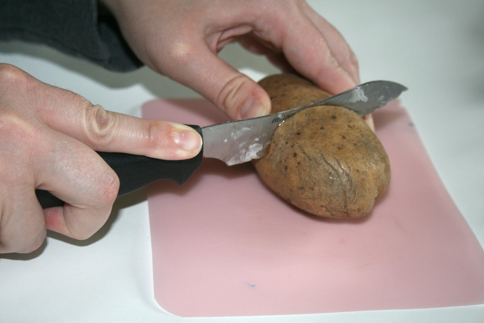 elle and kate: DIY: potato prints