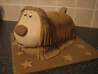 Sarah T Cakes: Dougal Cake
