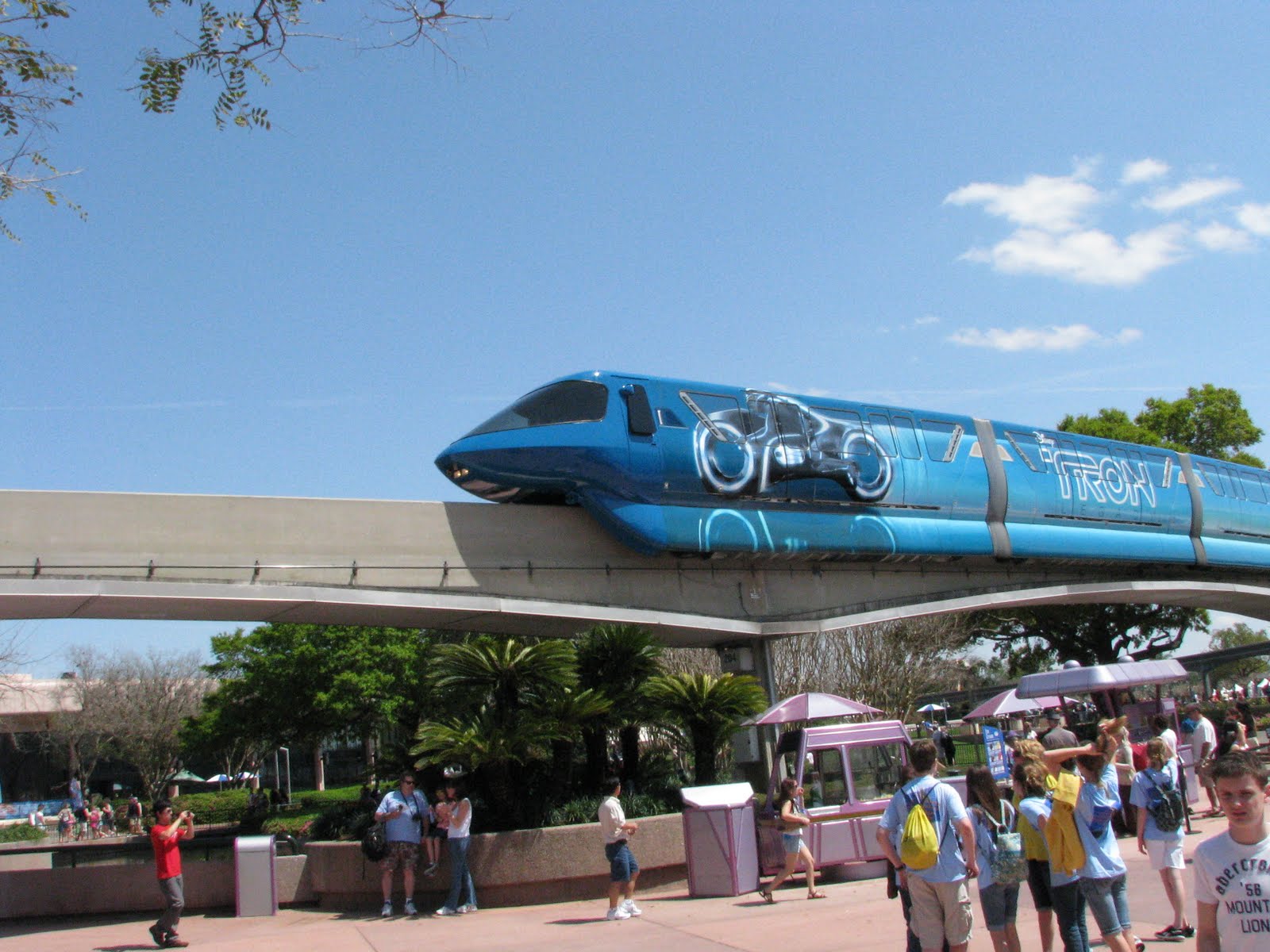 The Disney Archives and Mysteries: Mark III Monorails [Disneyland]