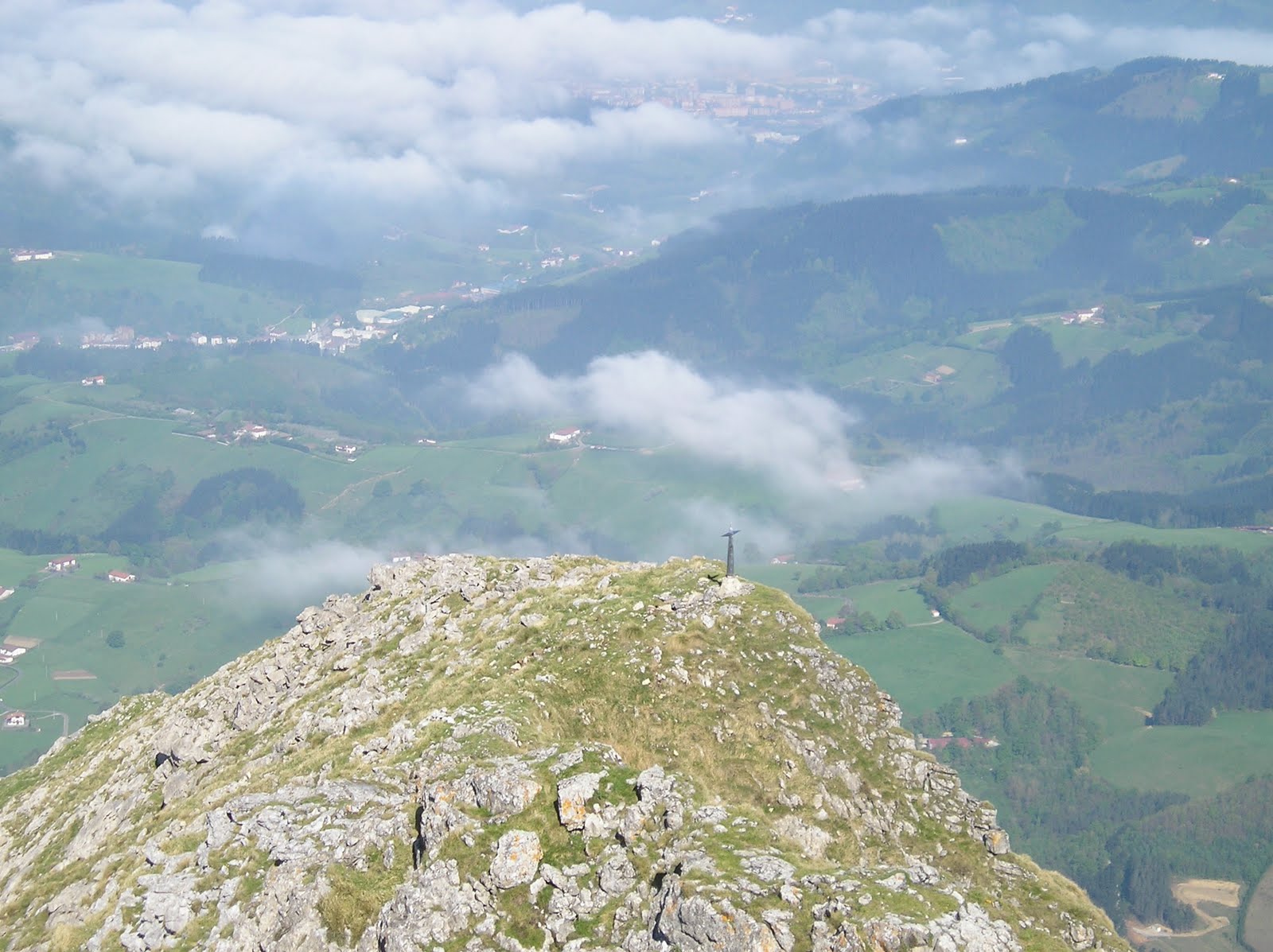 LAUKOAK: (20100427) Circular Larraitz-Egurral-Larrunarri-Muitze-Larraitz.