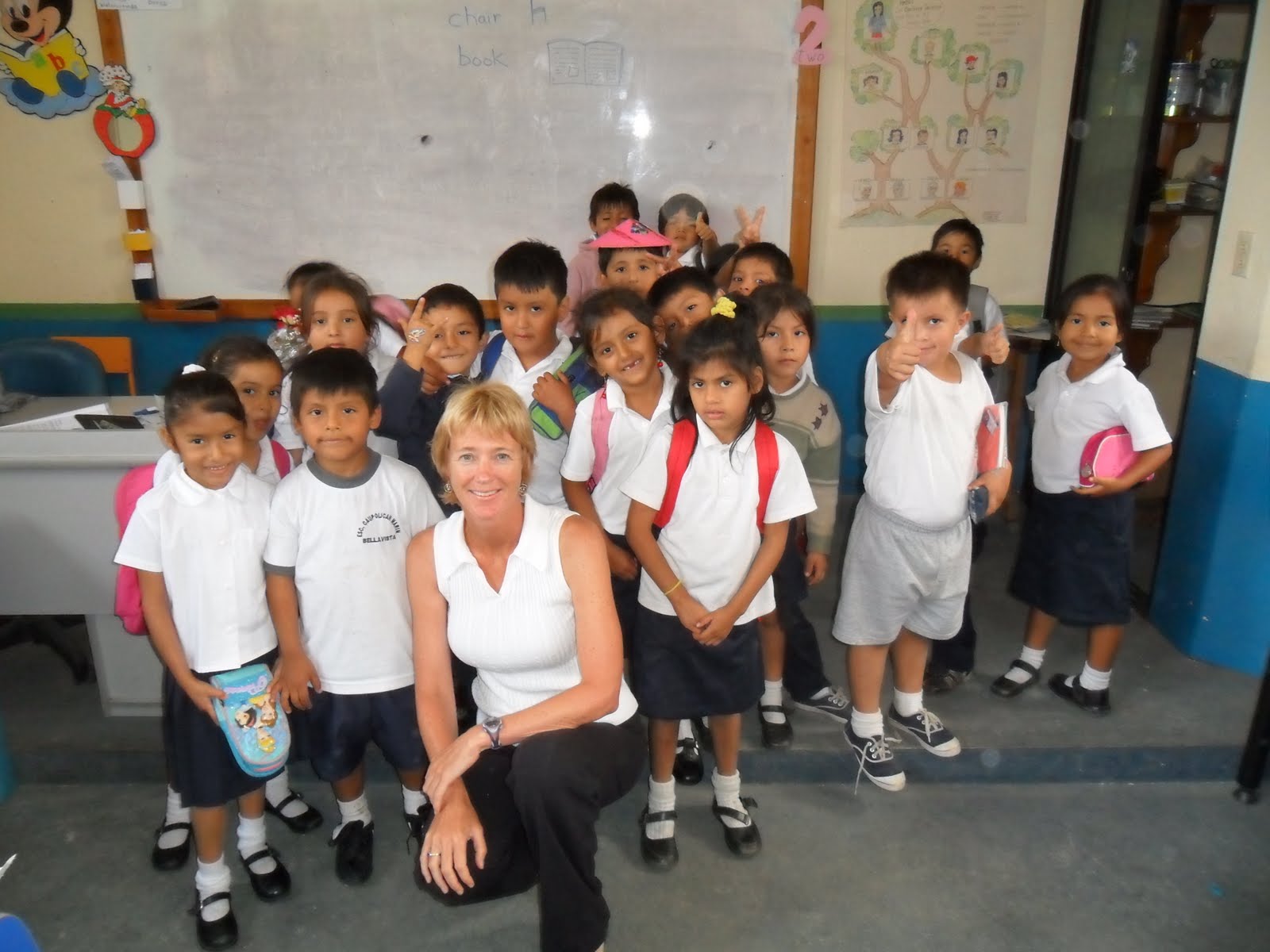 Volunteering in Ecuador: Schools
