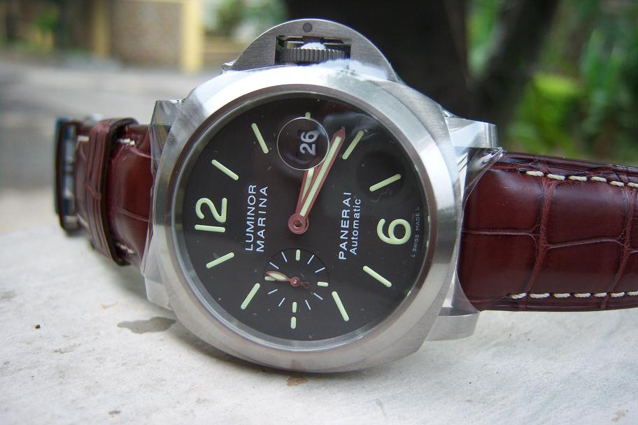 Jam tangan for sale: PANERAI PAM 240 Chocolate Dial 44mm Brand New! (SOLD)