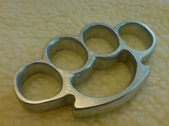 WeaponCollector's Knuckle Duster and Weapon Blog: Hand Made Knuckle Duster
