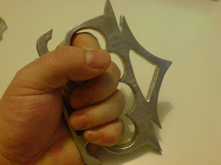WeaponCollector's Knuckle Duster and Weapon Blog: Unusual - Wierd ...