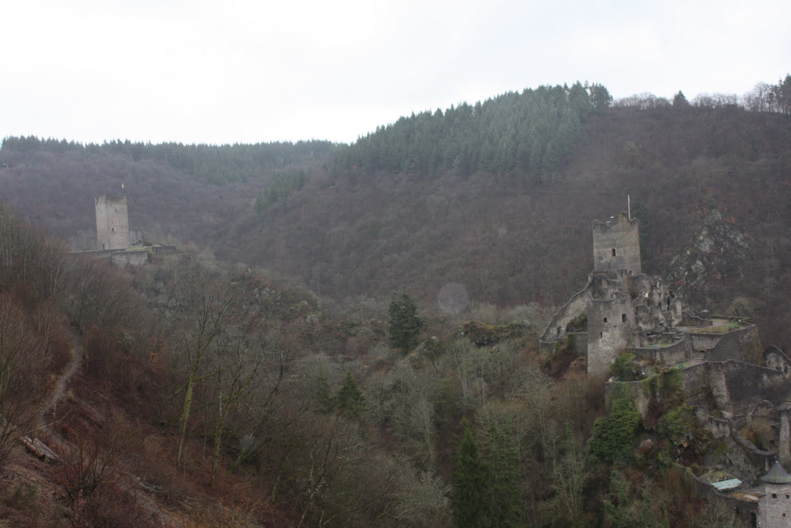 The Shulls Euro Adventures: Manderscheid Castles
