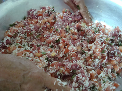 Alquimia na @CozinhaDaVice: Mafufo (Charuto de repolho)