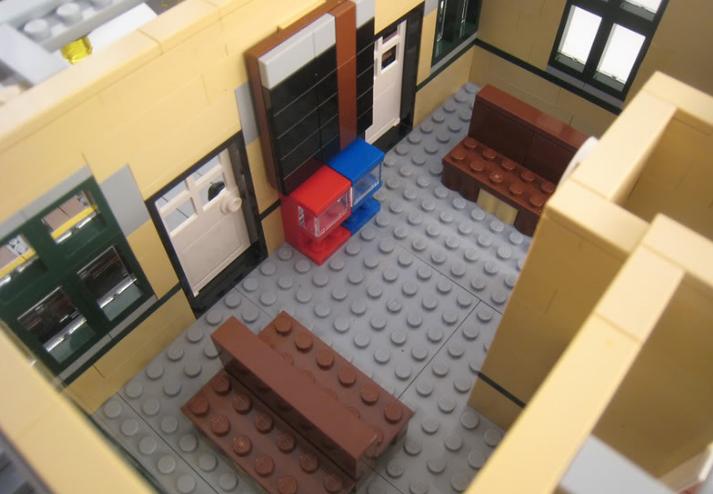 Lego Asia: Lego City Train Station & Train Signal box MOC