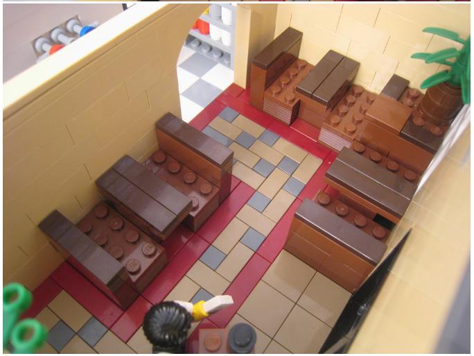 Lego Asia: Lego City Modular Restaurant MOC