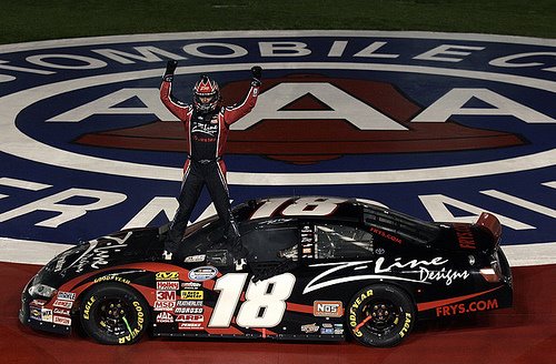 Nationwide: "Rowdy" Busch vence en Fontana | Felipe Gana