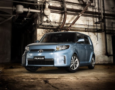 Best Car Modification: Toyota Rukus Specifications & Wallpapers