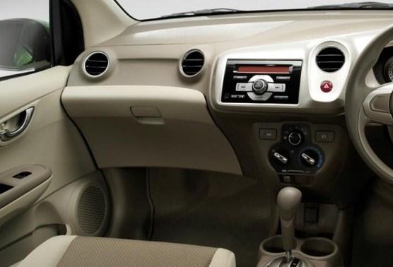 Honda Brio wallpapers,stills,images and pictures ~ Vivid Car