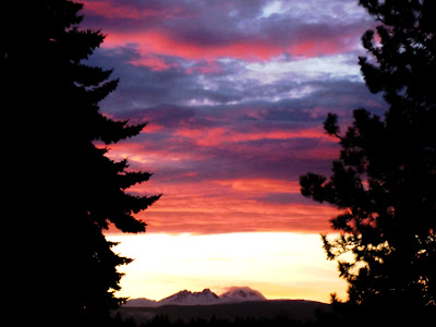 HillHouse: Magnificent Sunset in Bend, OR
