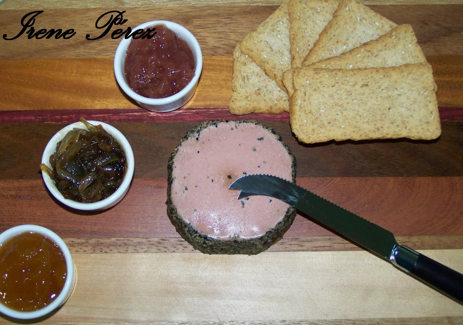 MOUSSE DE CANARD CON MERMELADAS Y CEBOLLA CARAMELIZADA