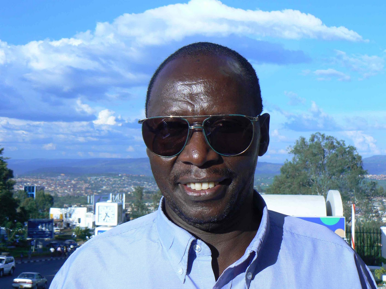 Random and Roger in Rwanda!: November 2010