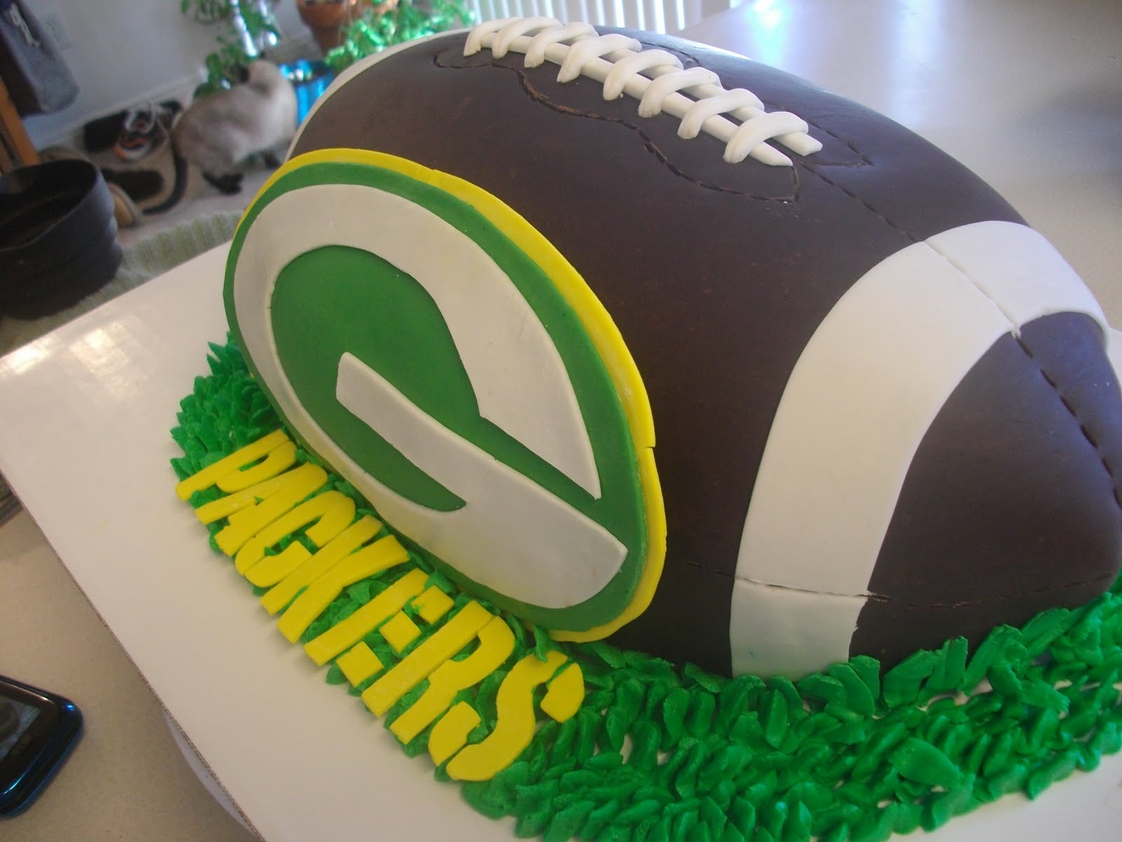 Aubrys Cakes: Green Bay Packers Birthday Cake!