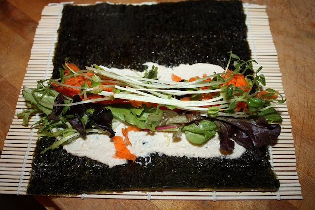 Vegan Epicurean: Raw Nori Wraps and a Busy Monday