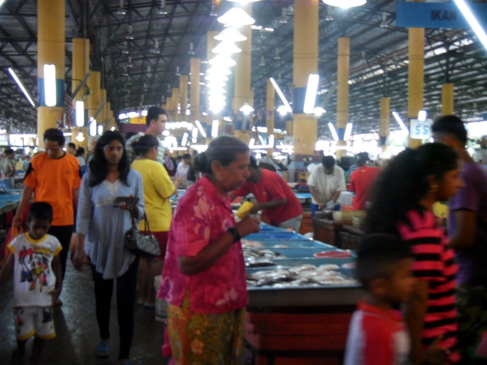 wanita itu aku: PASAR BORONG SELANGOR