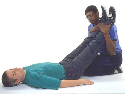 In.Between.The.Storyline: Fainting