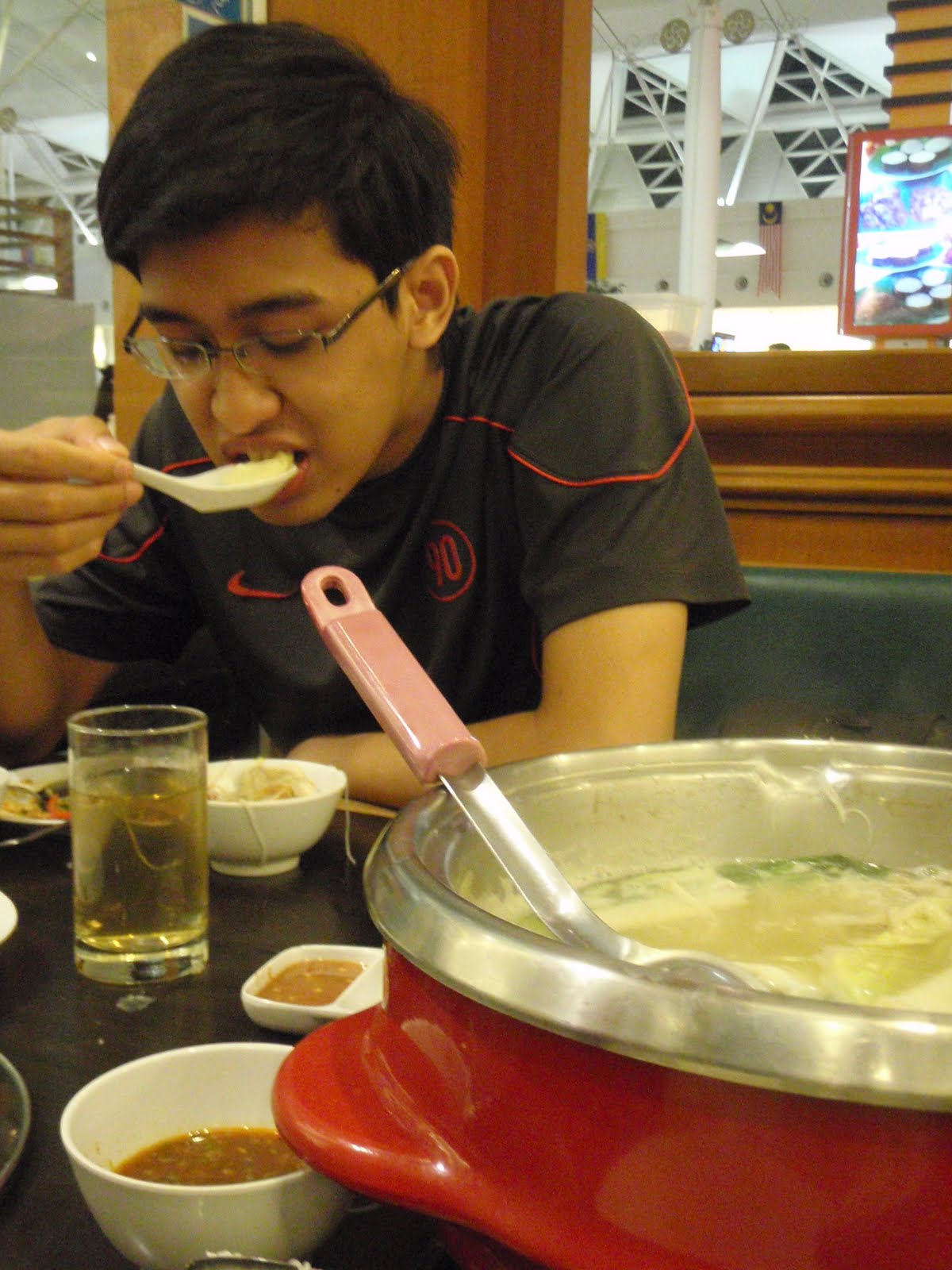 Johnny's Steamboat Alamanda