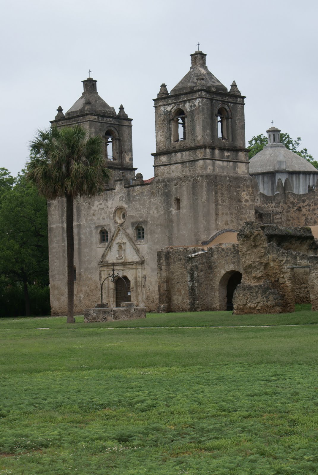 Panhandle Poetry and Other Thoughts: Mission Concepcion, San Antonio, Texas