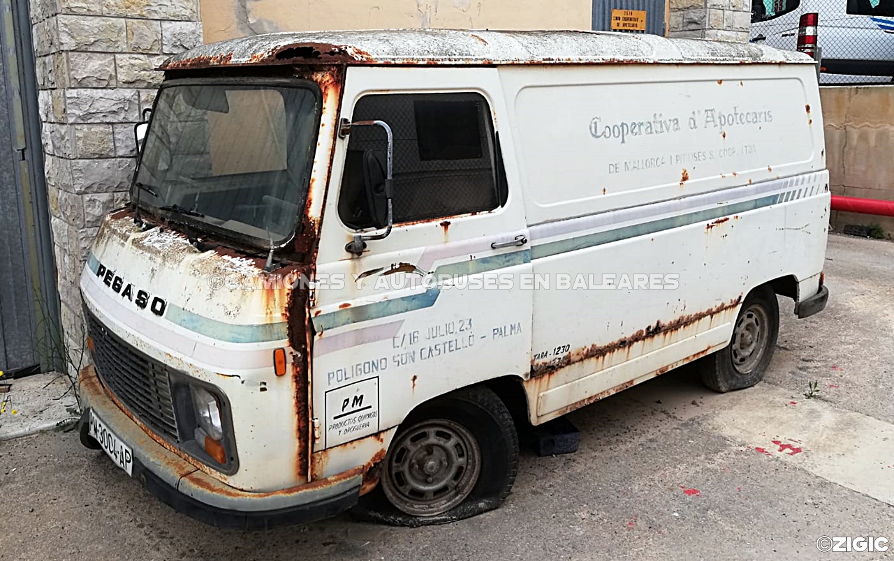 Camiones y Autobuses en Baleares: Pegaso Sava J4